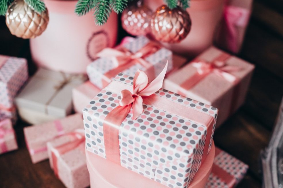 Kris Kringle gift ideas for that pesky under €20 limit | SHEmazing!