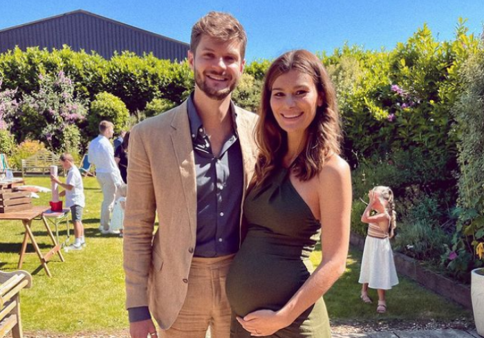 It’s a girl! YouTuber Jim Chapman & fiancée Sarah welcome baby #1 ...