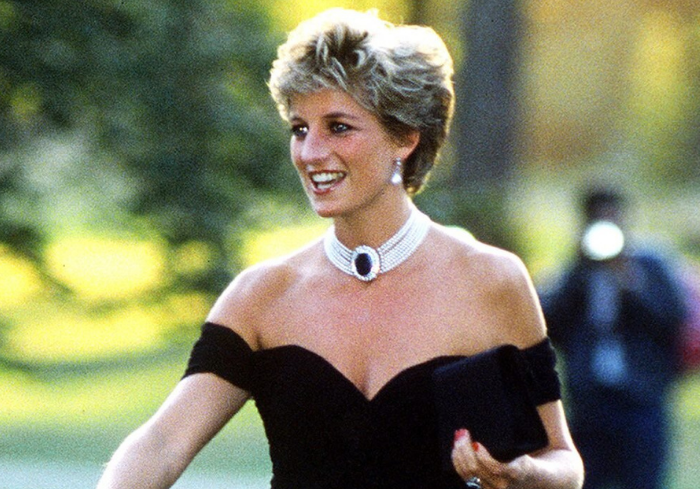 Elizabeth Debicki stuns in Princess Diana’s iconic ‘Revenge Dress ...