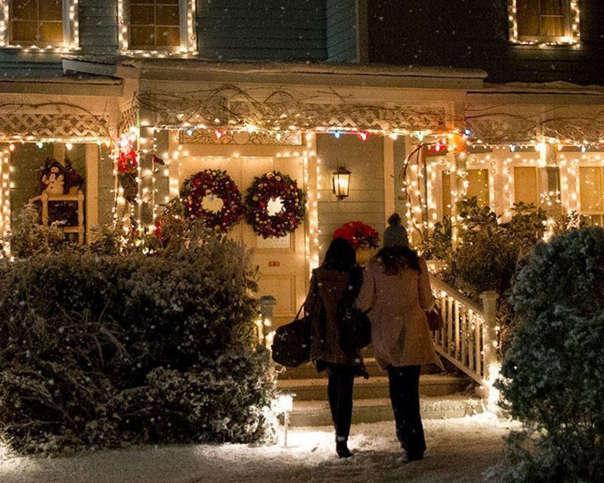 Your go-to guide on the best Gilmore Girls Christmas episodes | SHEmazing!