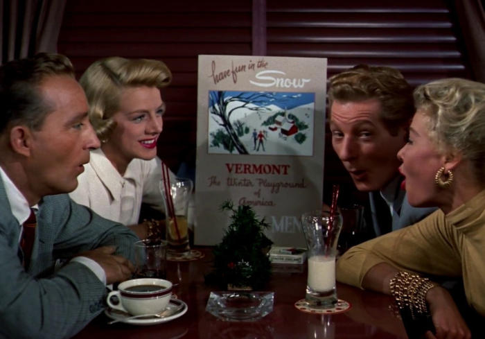 10 vintage Christmas movies you need to watch this December | SHEmazing!