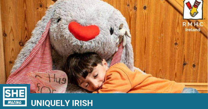 Adam King launches appeal to send a hug for National Hug Day | SHEmazing!