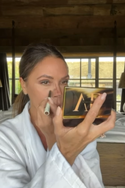 How to contour your nose like Victoria Beckham | SHEmazing!