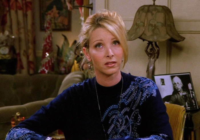 Friends Fashion: 8 timeless and chic looks from Phoebe Buffay | SHEmazing!