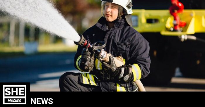 Irish woman recalls chaos on stranded Luton flight amid airport fire ...